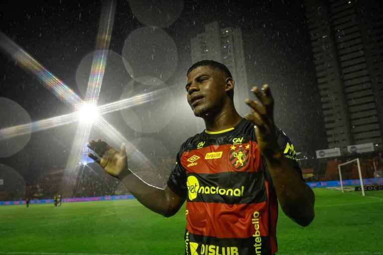 Sport Club do Recife: O "Maior do Nordeste" e Seu Legado de Glórias ...